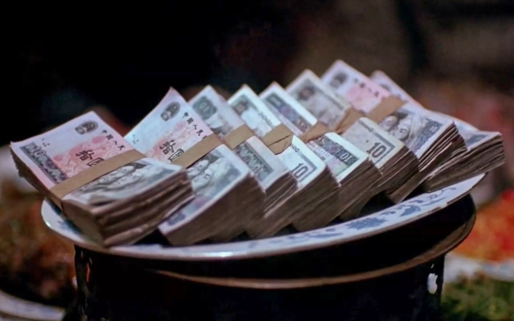 年夜饭最硬的一道“菜”，这部反贺岁片，戳痛了多少中国家庭！-木叶观影-木叶观影-哔哩哔哩视频