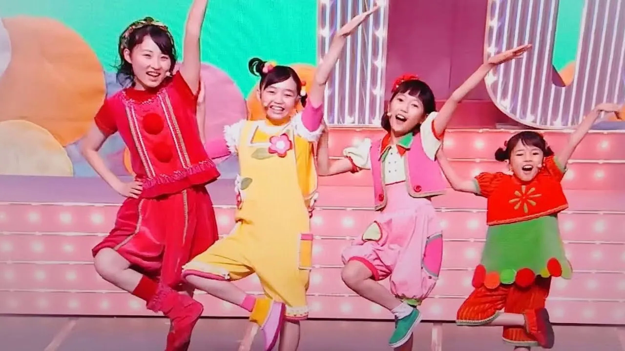 CUTE JAPANESE CHILDREN TV PROGRAM