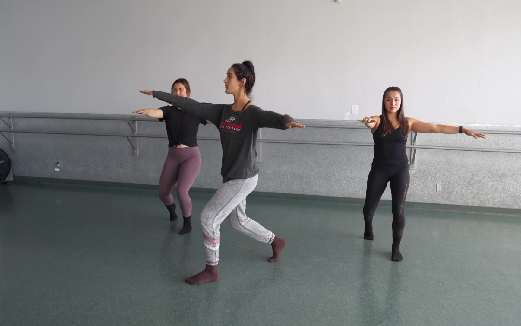 【舞蹈】【教程】爵士舞基础舞步 零基础教学 Basic Jazz Moves For Beginners I @MissAuti_哔哩哔哩 ...