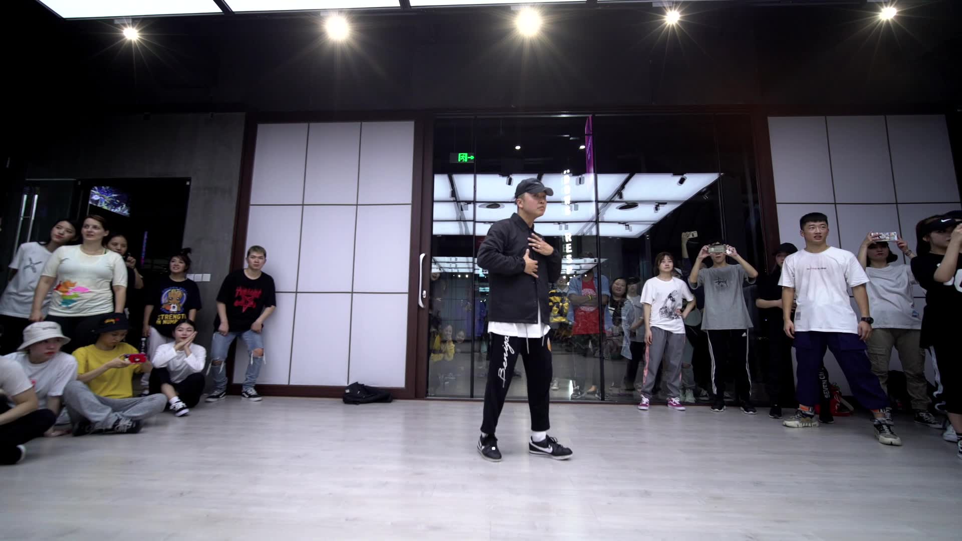 SINOSTAGE舞邦 | MIKE SONG 编舞课堂视频 CLOUD KEEP_哔哩哔哩_bilibili