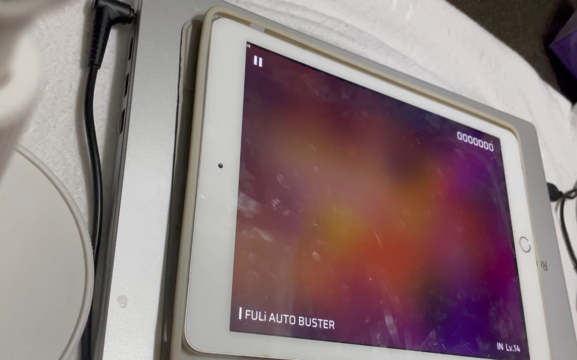 【phigros】愚人节新曲 FULi AUTO BUSTER LV14 AP 1000000！_音游热门视频