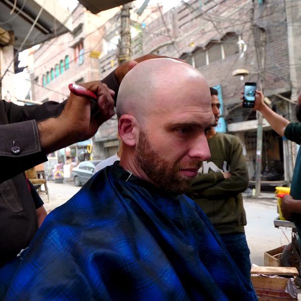 Pakistani Street Barber Haircut Full Shave Massage Lahore