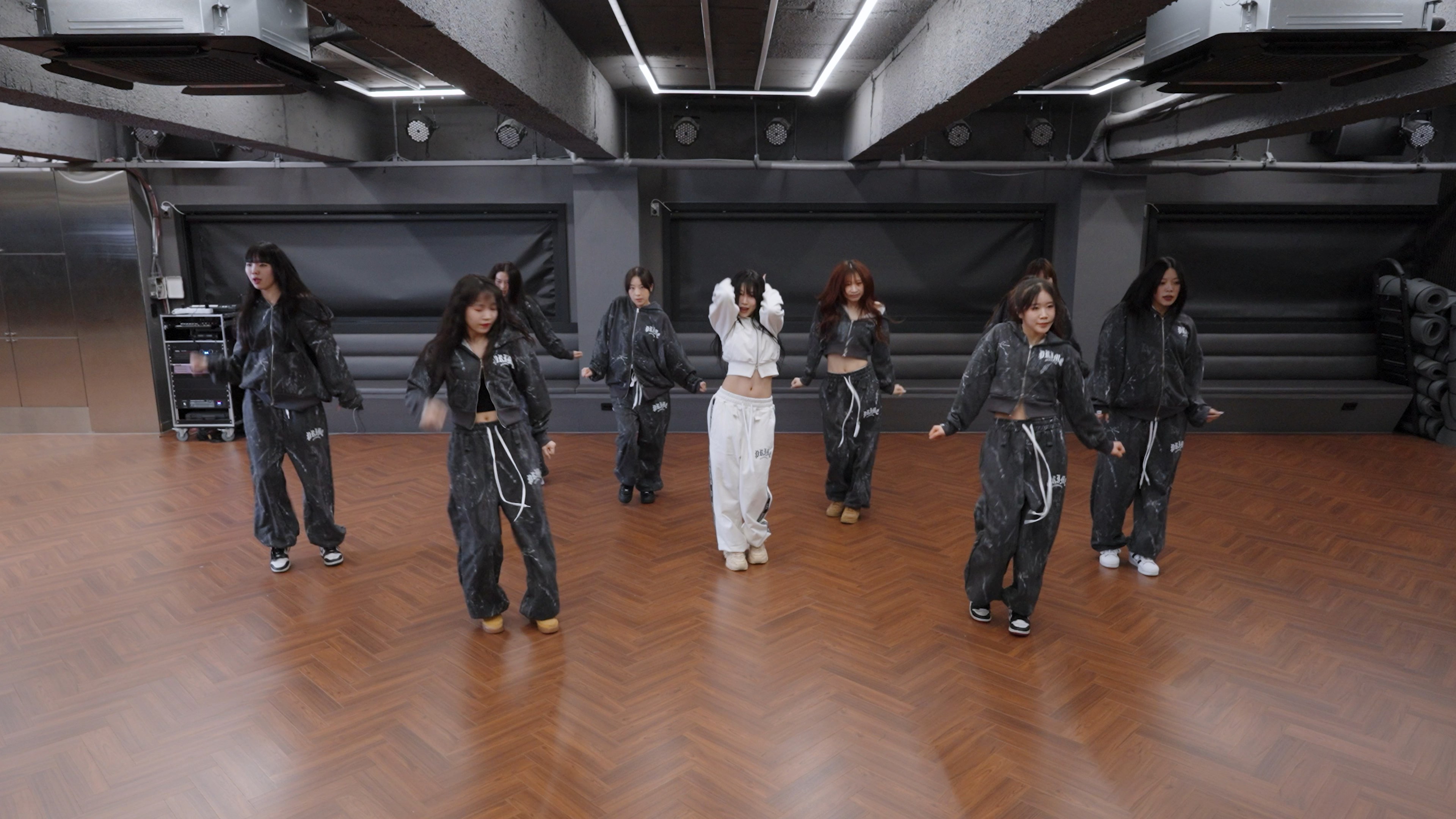 【沈佳润NINA】'FREEZE!'Dance Practice-真的沈佳润Nina-真的沈佳润Nina-哔哩哔哩视频