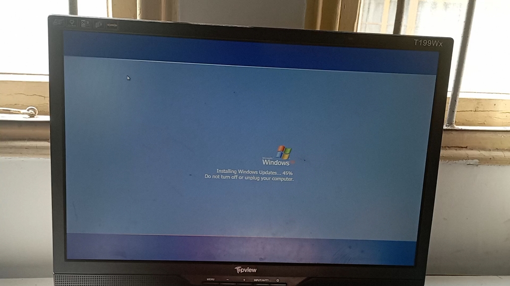 Windows XP Horror Edition今天正式发布!!!!