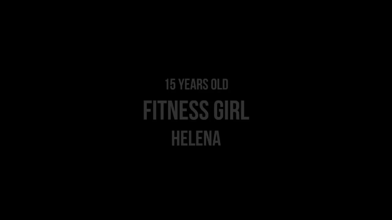 15 years old muscle girl Helena with huge biceps_哔哩哔哩_bilibili