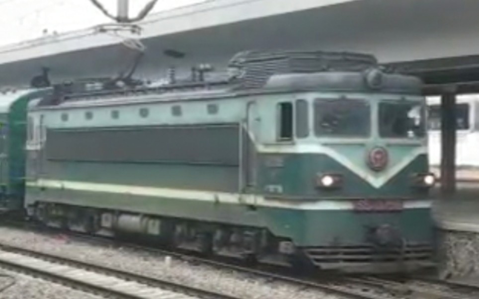 【中国铁路】2006年的 SS1驶入广州站_哔哩哔哩_bilibili