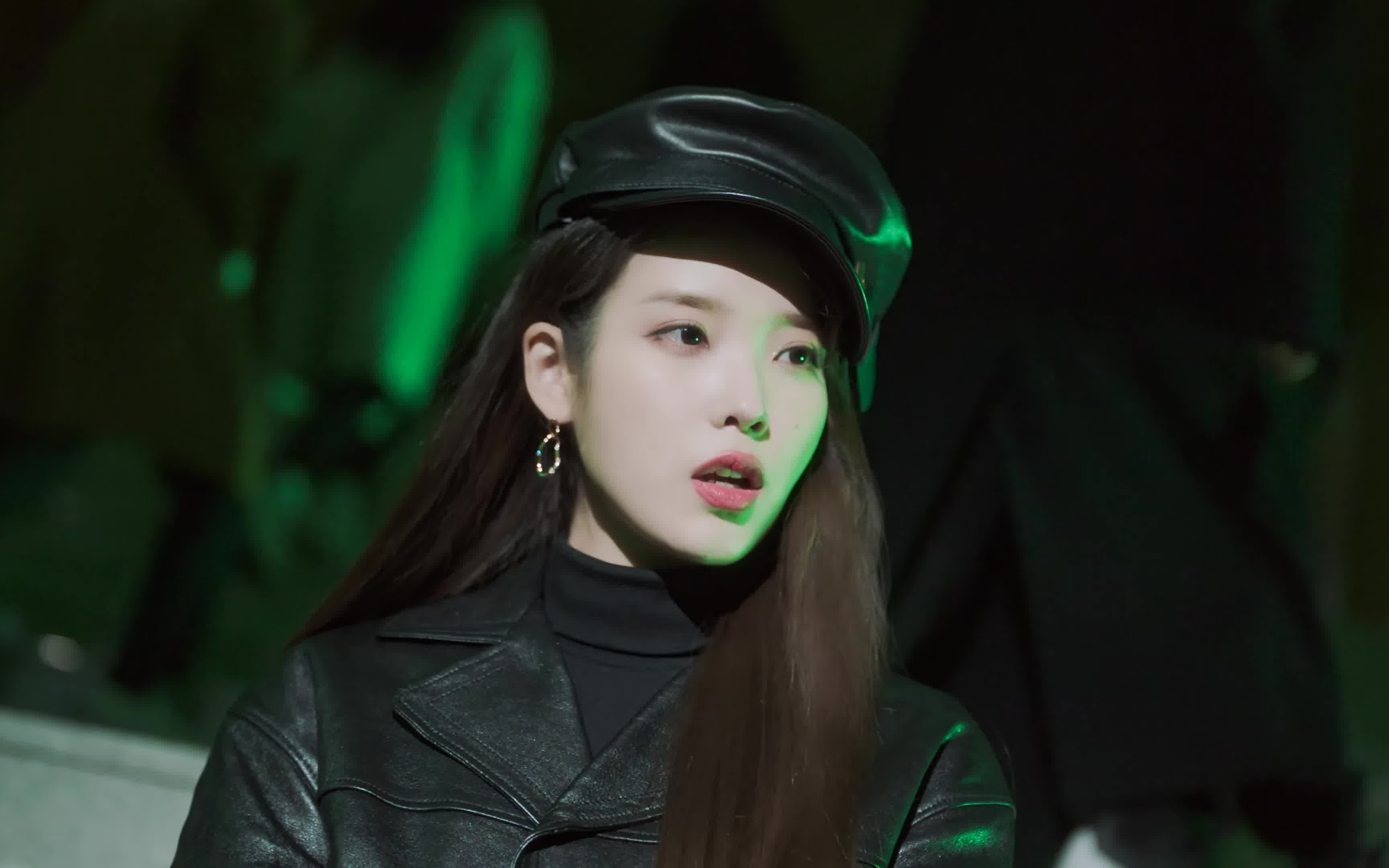 【4K MV】IU - Celebrity_哔哩哔哩_bilibili