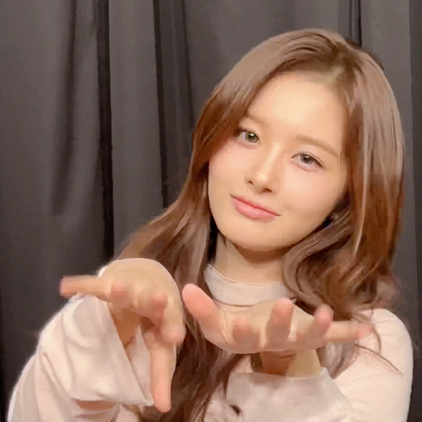 Lily Cha's Instagram, Twitter & Facebook on IDCrawl