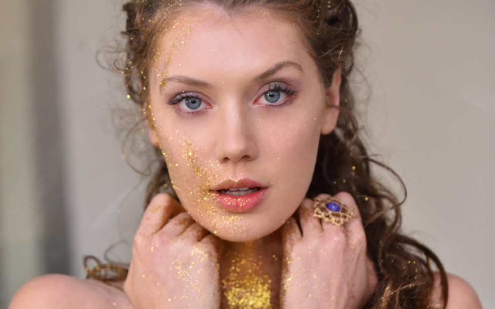 Elena Koshka's Instagram, Twitter & Facebook on IDCrawl