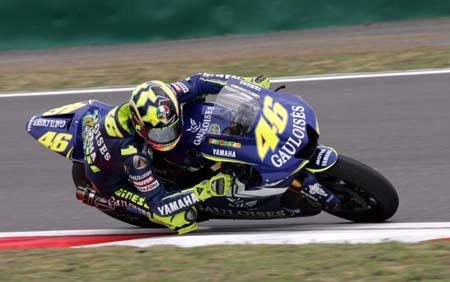 MotoGP / 2005年 全赛季正赛合辑 共17站 中国站加入！_哔哩哔哩_bilibili