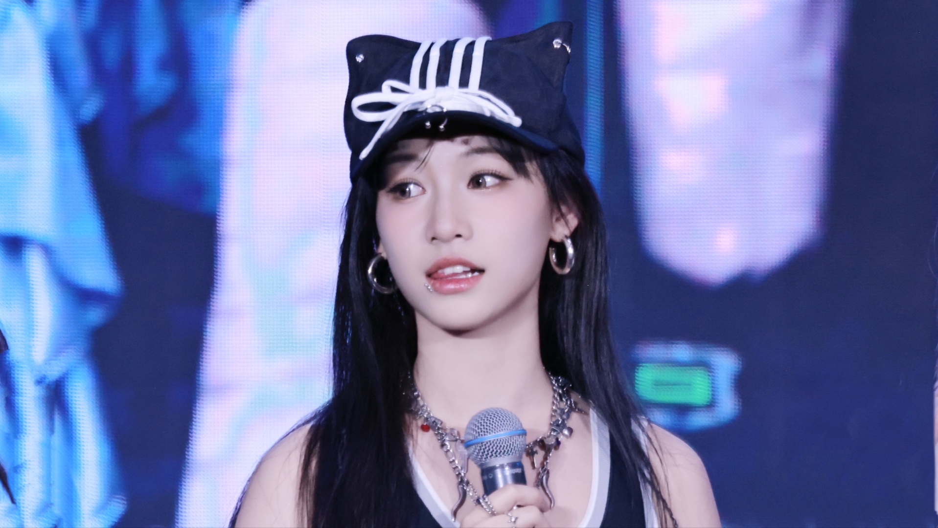 ｜Diamonds｜R.E.D组合新专《釉》主打歌 尹子璐FOCUS-weijing味精-DIMONDS-哔哩哔哩视频