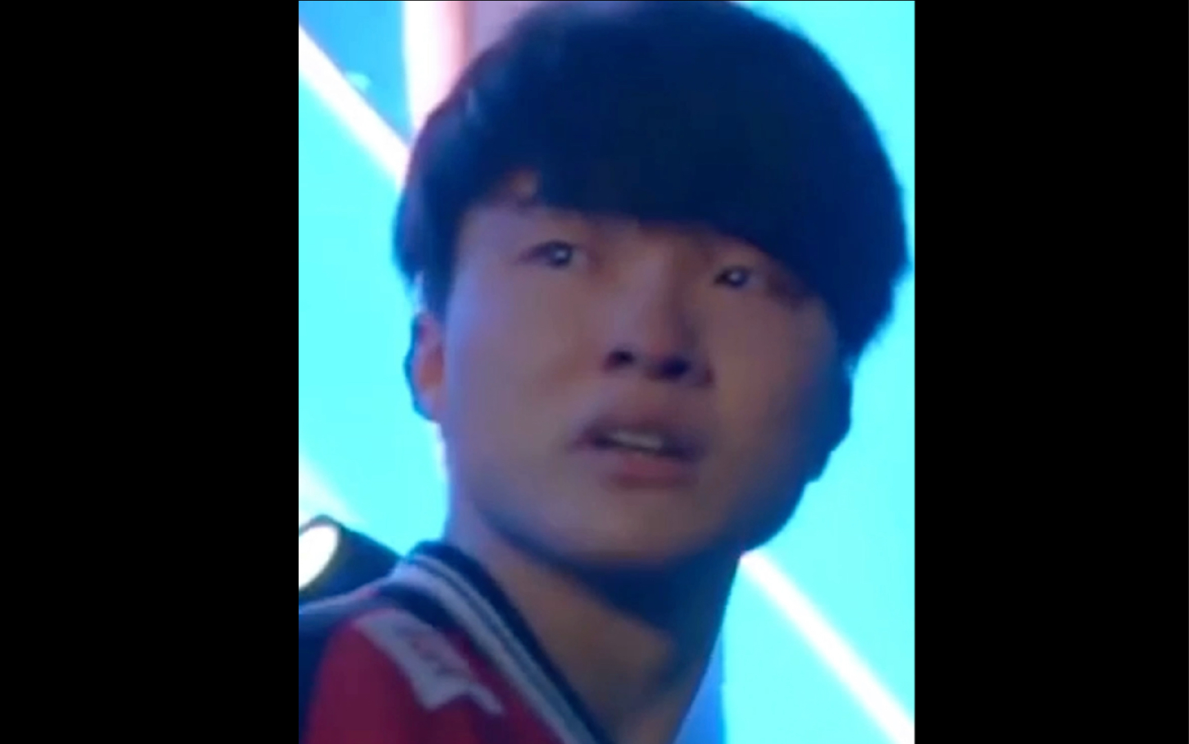 2017年全球总决赛Faker泪目回眸瞬间_哔哩哔哩_bilibili