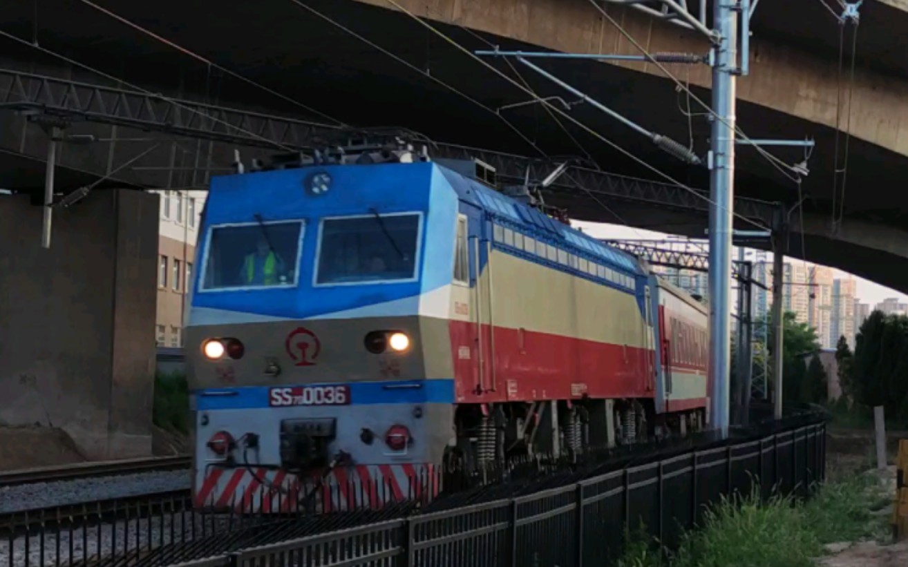 [原色]混编西大库原色25G的临客_哔哩哔哩_bilibili