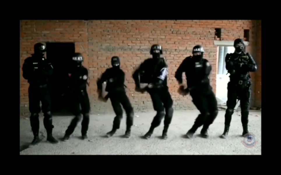 FBL OPEN THE DOOR!_哔哩哔哩_bilibili