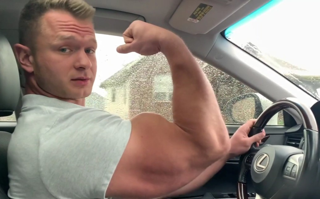 Joey Sullivan's Instagram, Twitter & Facebook on IDCrawl