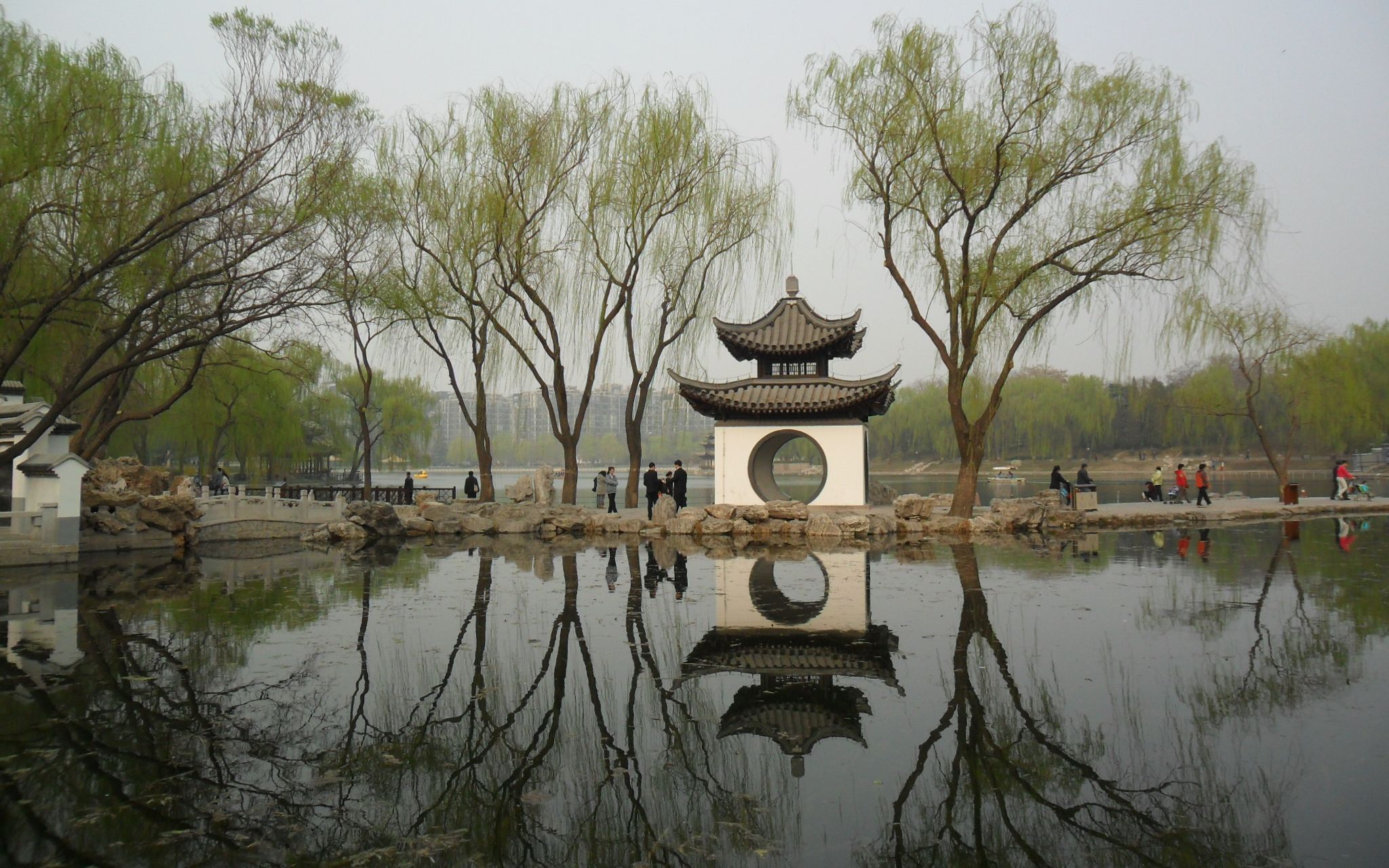 Beijing TaoRan Pavilians (TaoRanTing) Park (2014.3)_哔哩哔哩_bilibili
