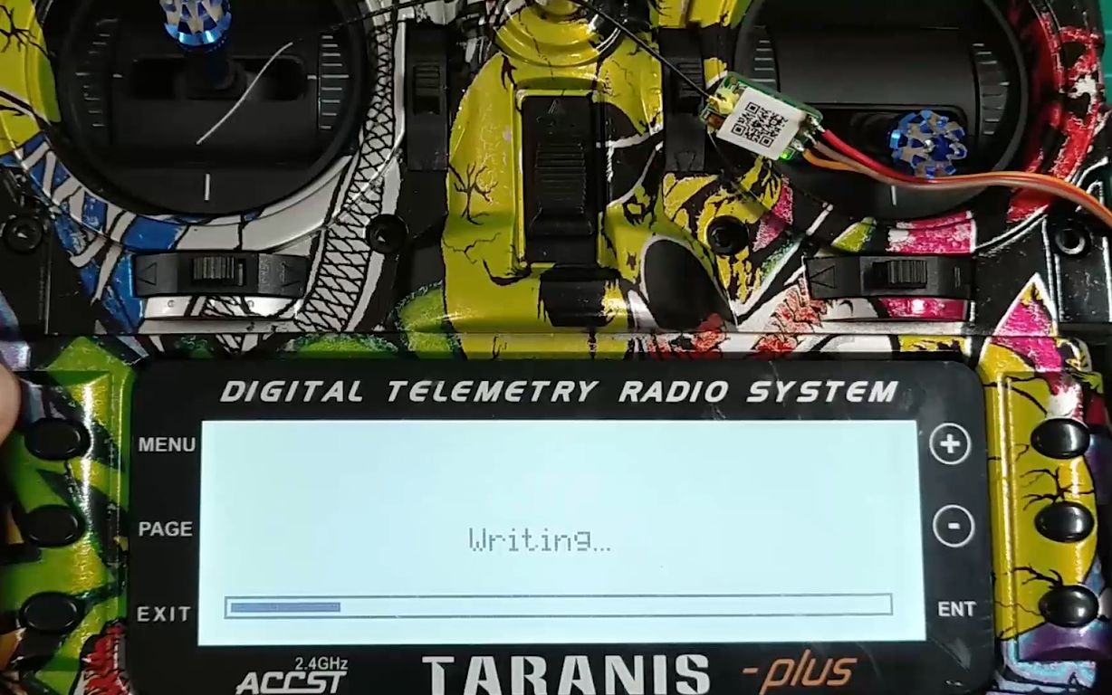 Frsky XM & XM+刷最新固件 使用RSSI 接收机固件刷写教程_哔哩哔哩_bilibili