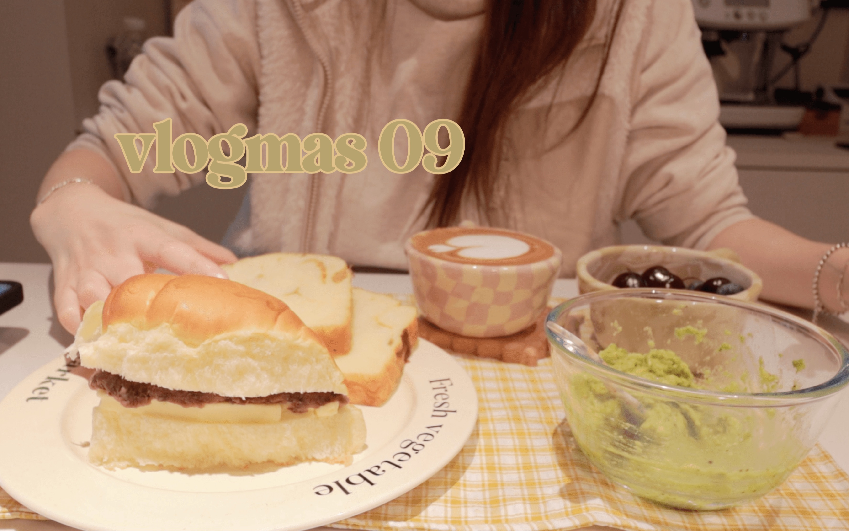 「vlogmas 09」独居一日两餐｜做和分享的快乐｜布朗尼曲奇🍪｜烤蛋挞｜下午茶☕️-Janine_LEE-Janine_LEE-哔哩哔哩视频