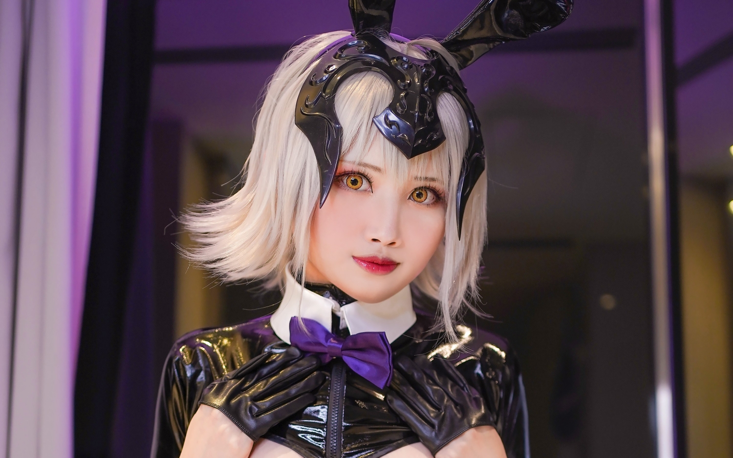 Arty亚缇–黑贞兔女郎 - 视频下载 Video Downloader