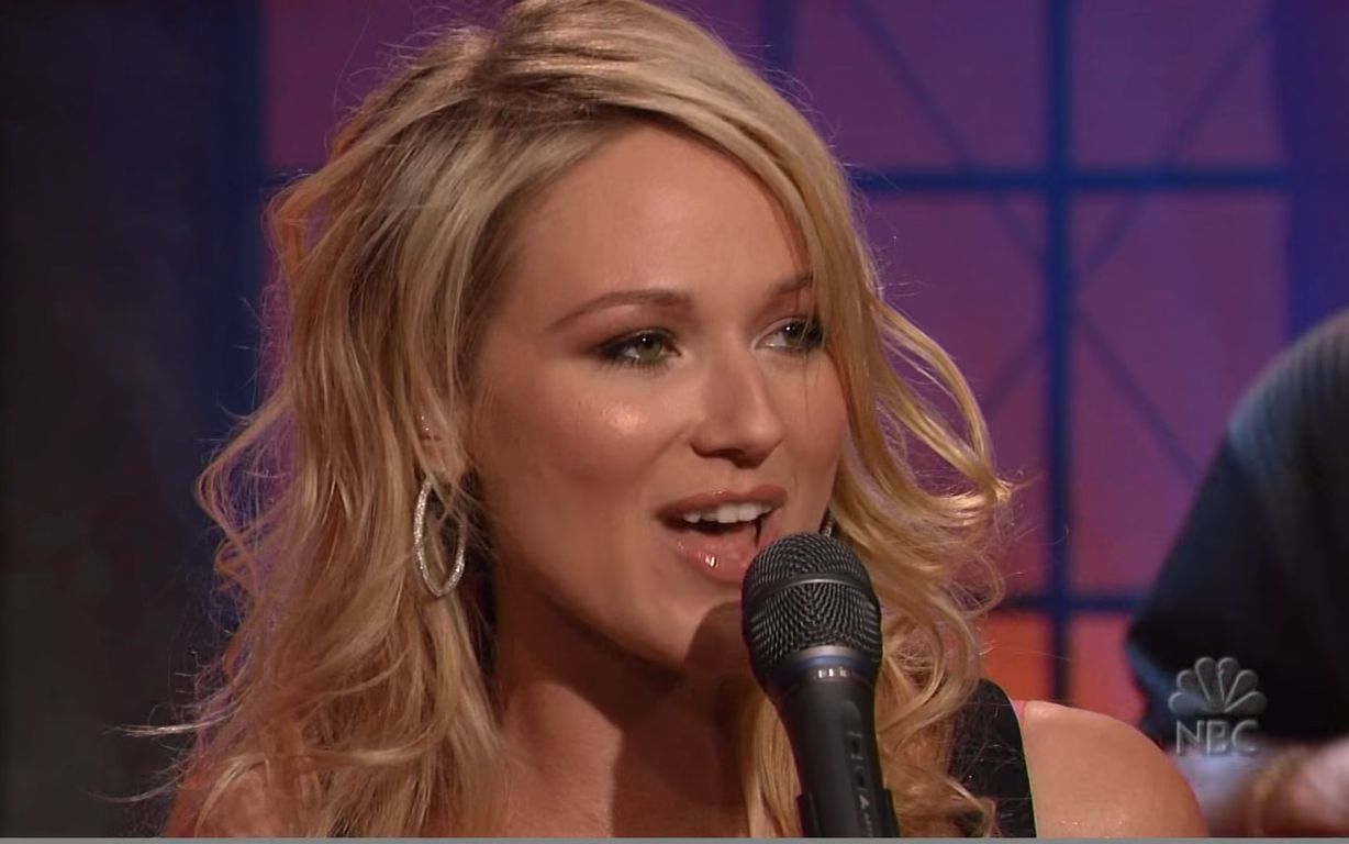 【珠儿的转型时期】Jewel - Intuition (Live Tonight Show 2003)_哔哩哔哩_bilibili