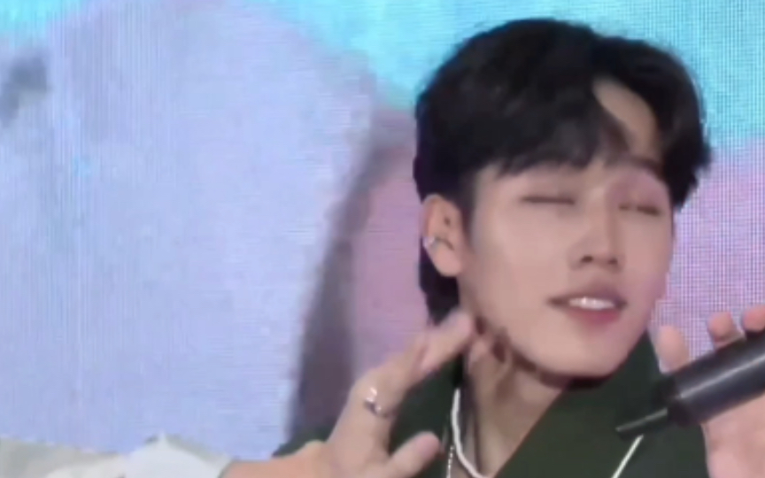 【YinWar】沃沃仿佛被撸爽的小猫咪！太可爱了！_哔哩哔哩_bilibili