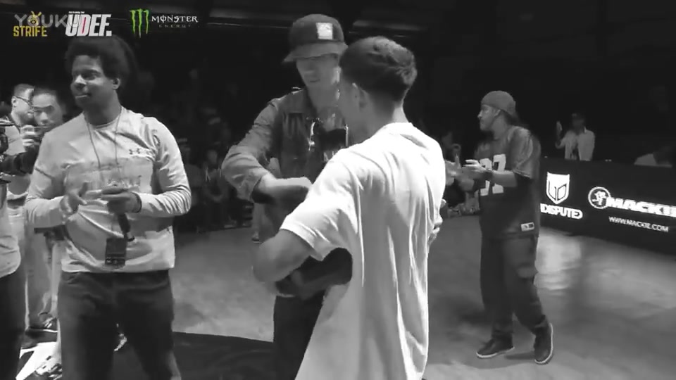【Breaking】Bboy Issei SilverBackOpen 2017 夺冠集锦_哔哩哔哩_bilibili