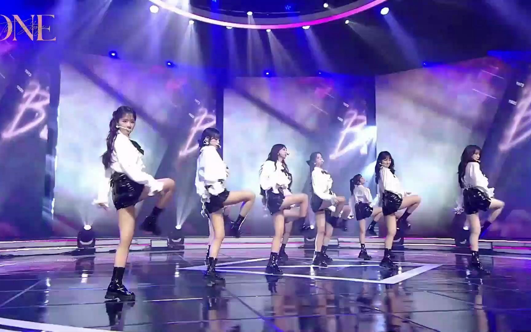 IZONE解散演唱会[One, The Story]舞台 - Mise-en-scène_哔哩哔哩_bilibili