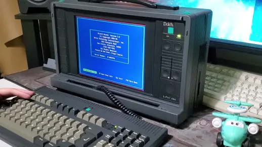 G80-1813的老伙计Dolch PAC 486开机视频_哔哩哔哩_bilibili