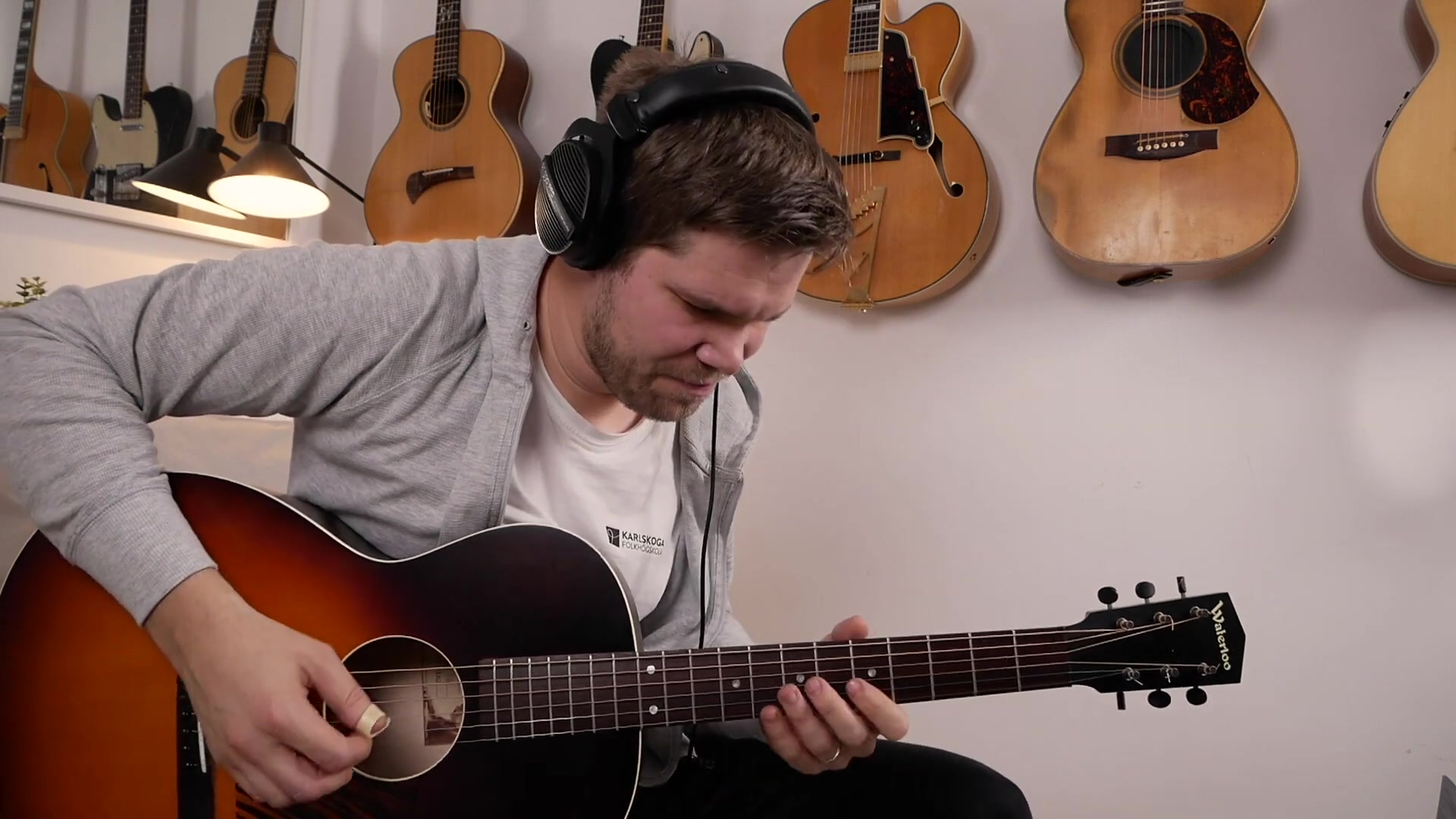 Emil Ernebro 演示了在 Jazz Blues进行里他比较常用的音阶和处理方法_哔哩哔哩_bilibili