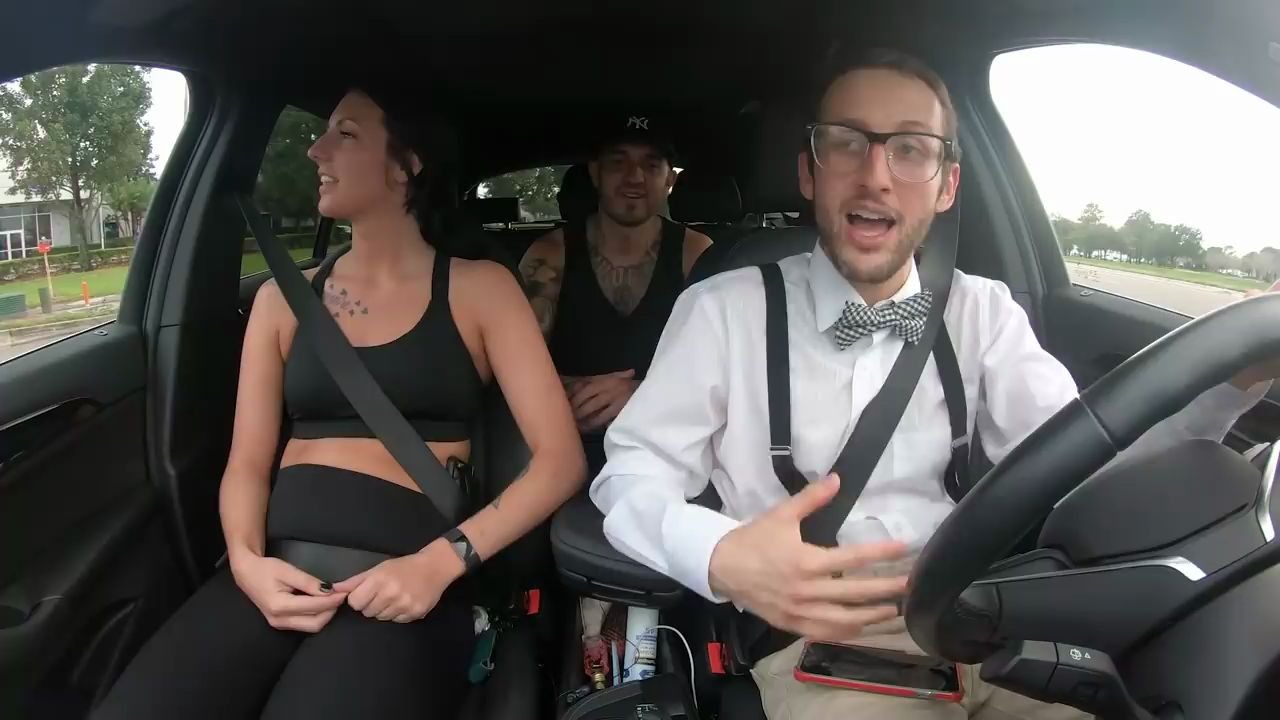 那个Uber rapper又来了！这次和乘客现场battle！_哔哩哔哩_bilibili