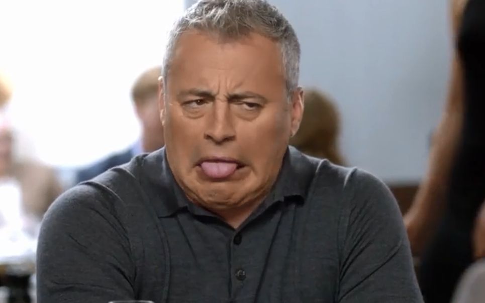 当Joey试图找老友记好友客串自己的新戏_哔哩哔哩 (゜-゜)つロ 干杯~-bilibili