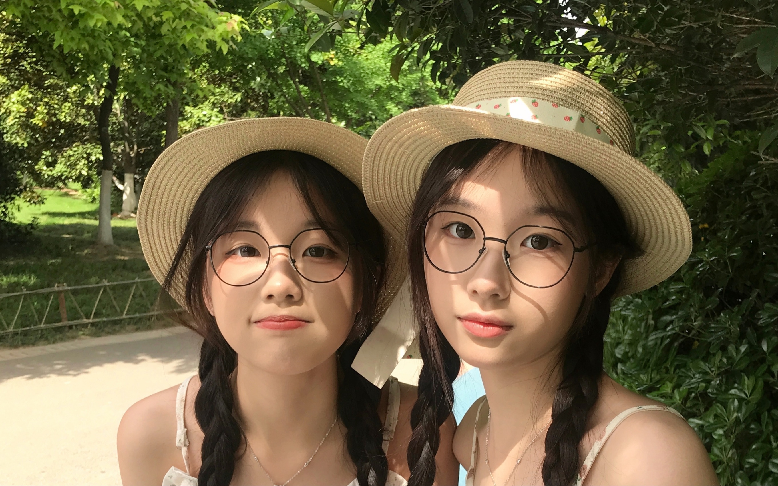 “当和双胞胎一起去春游！”-质谱怡-质谱怡-哔哩哔哩视频