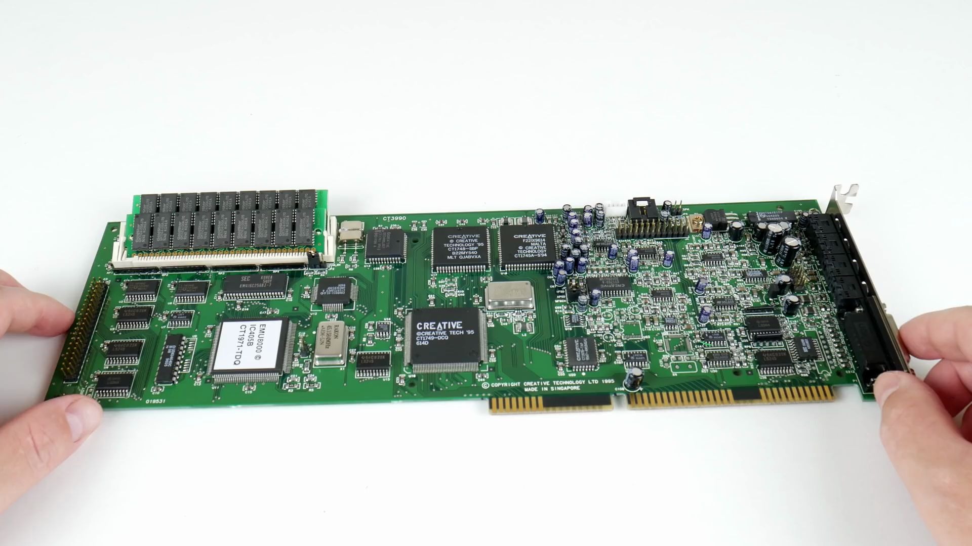 经典声卡Sound Blaster AWE32的展示_哔哩哔哩 (゜-゜)つロ 干杯~-bilibili