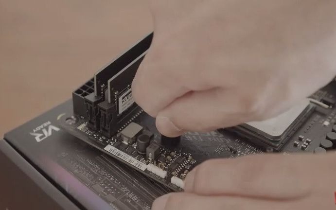 日本ABEE-装机RS01机箱-ITX小钢炮一代神器-ASENCLOSURE-NCASE的好基友_哔哩哔哩_bilibili