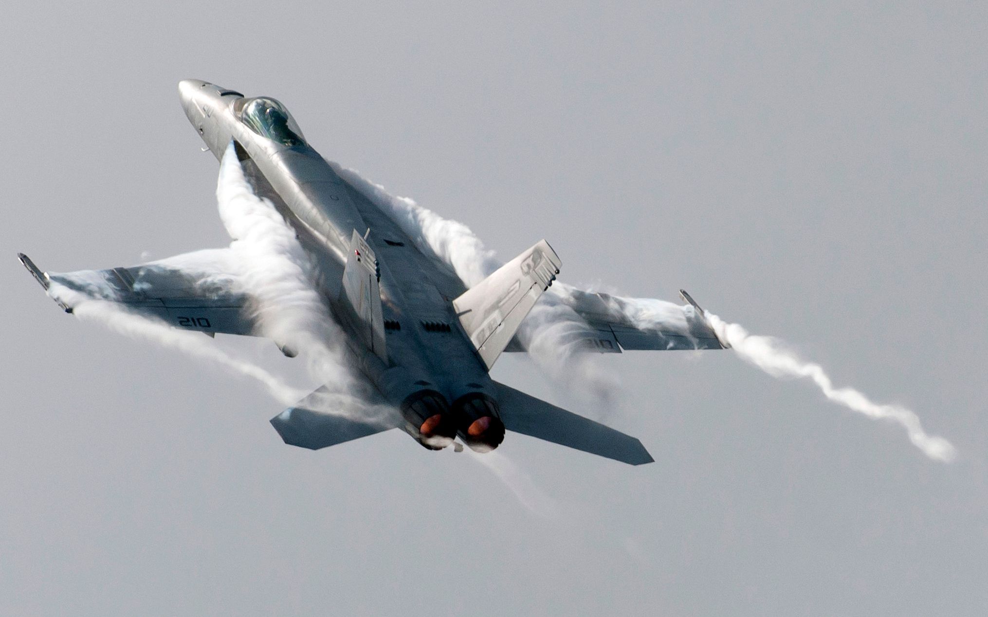 CFD模拟F18三维模型包面技巧_哔哩哔哩_bilibili