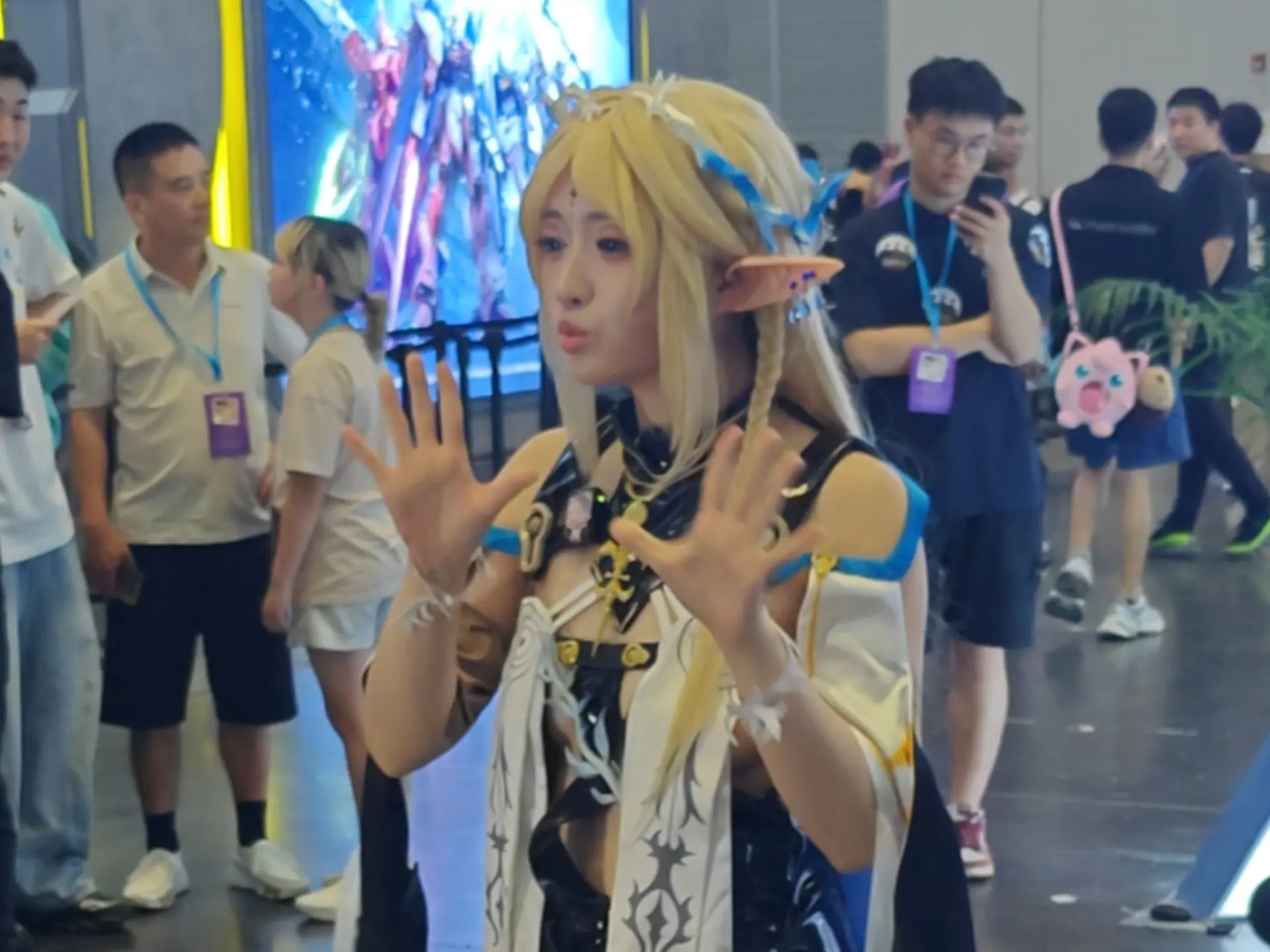 是的，除了Yasal，BW现场还有一位业务能力拉满的韩国Coser！leedo！(2)_哔哩哔哩_bilibili