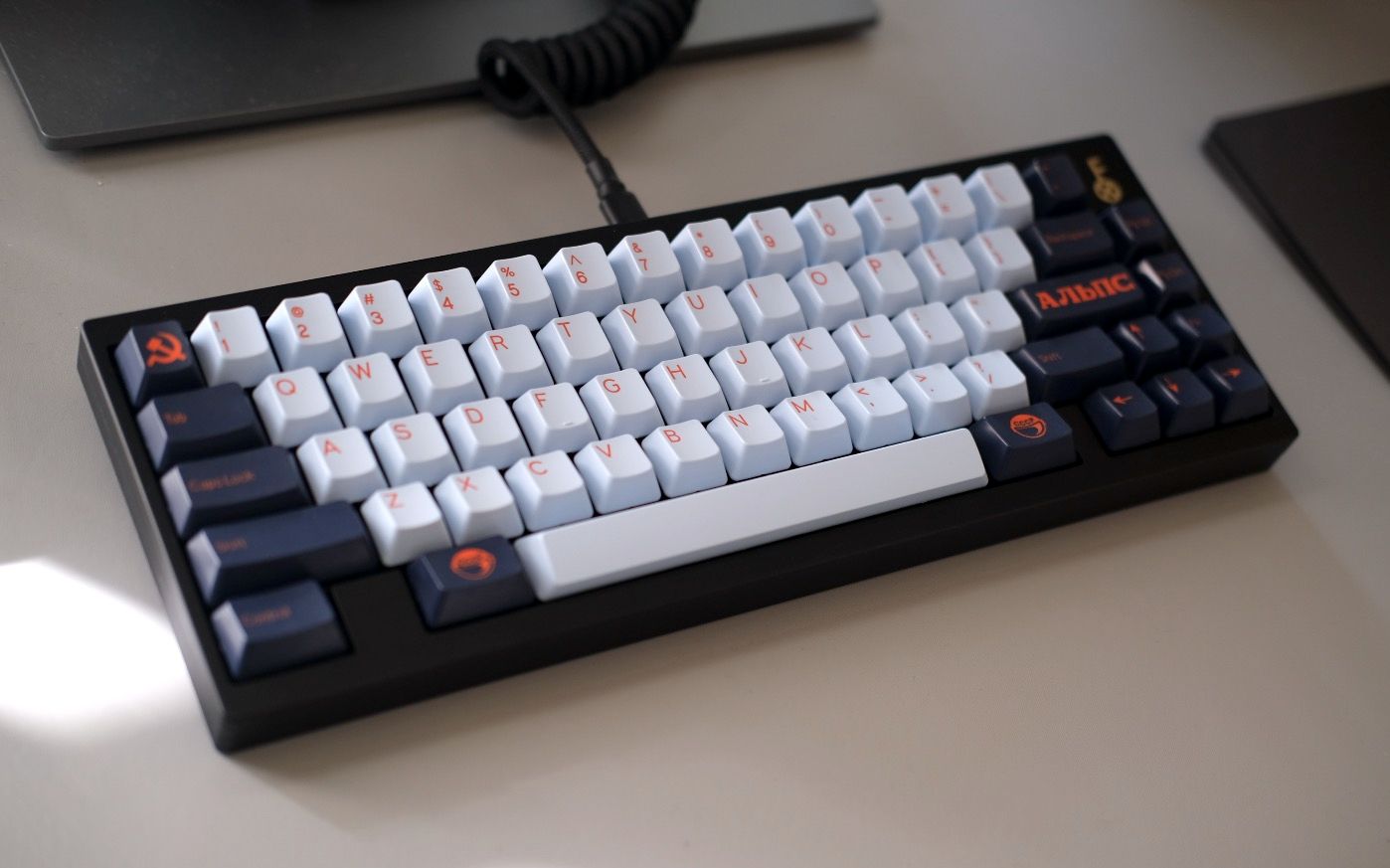Fox Lab Key65 with SKCM Blue Alps Typing Sounds 打字音 测试 客制化键盘 口子轴_哔哩哔哩 ...